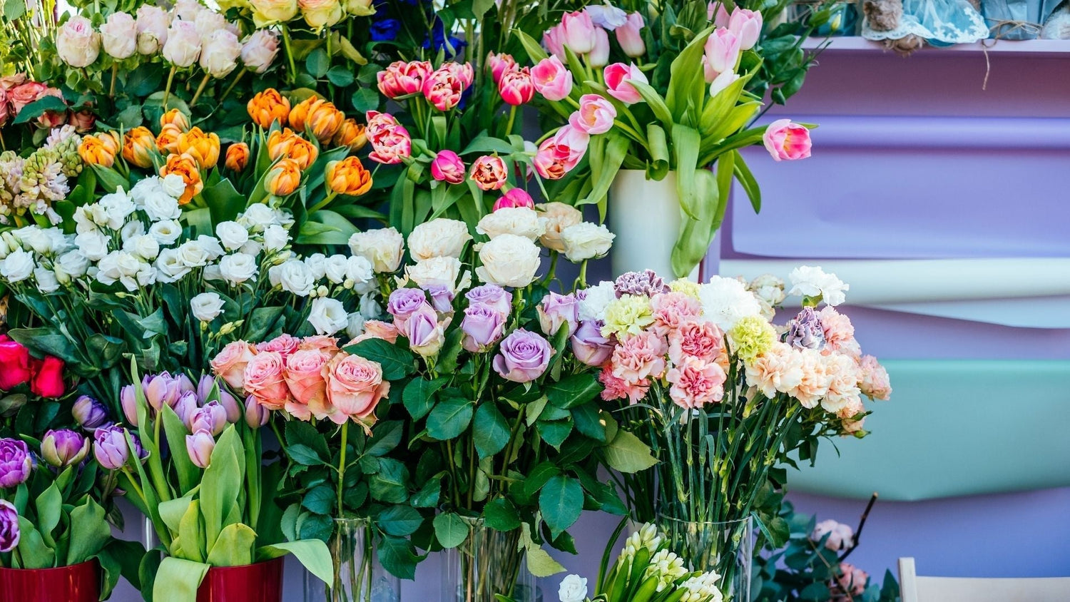 The 10 Most Romantic Flowers (And What They Say Without Words)